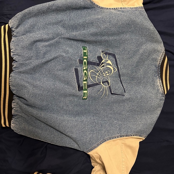 Disney | Jackets & Coats | Vintage 9s Disney Tigger Winnie The Pooh ...